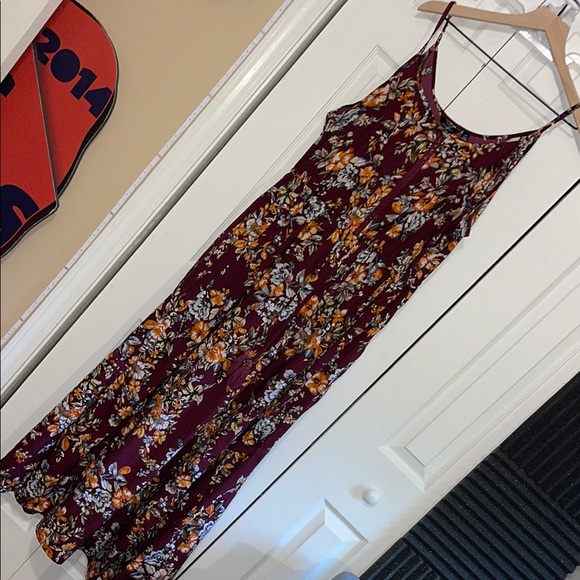 Mlle Gabrielle | Dresses | Mlle Gabrielle Burgundy Floral Maxi Dress ...